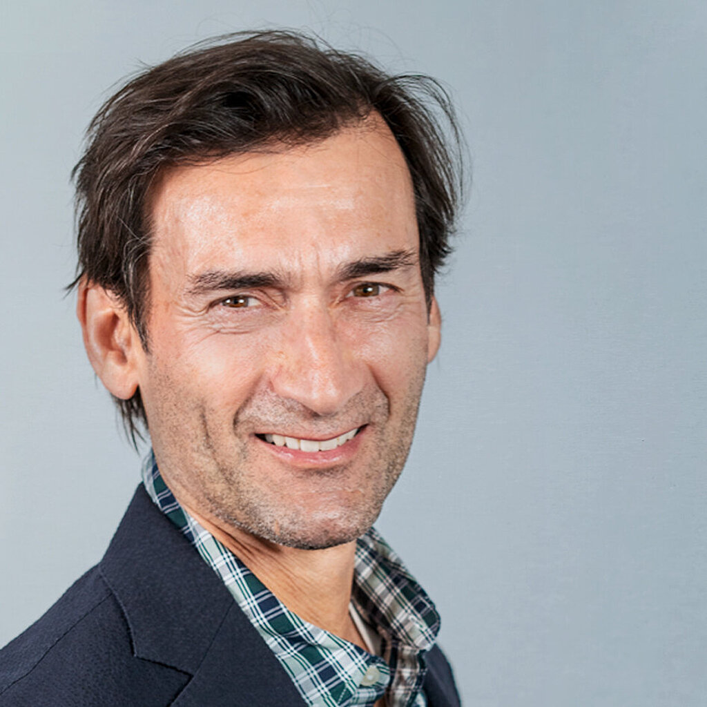 Regeneration Expert: Regeneration-Expert