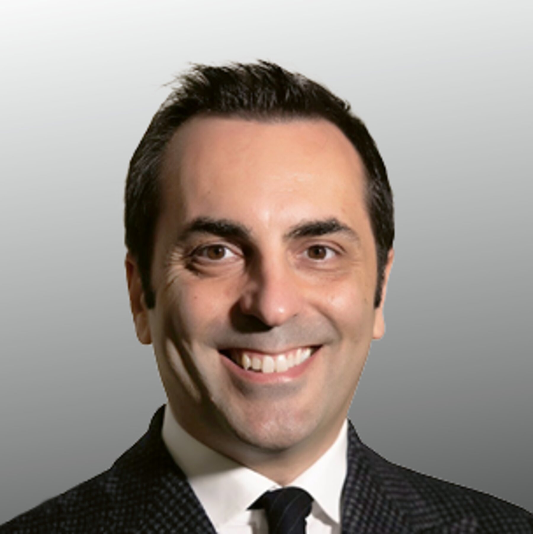 Regeneration Expert: Root coverage at multiple recessions